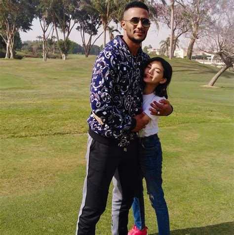 بنتي الكبيرة وأول فرحة في حياتي محمد رمضان مع ابنته حنين في صورة