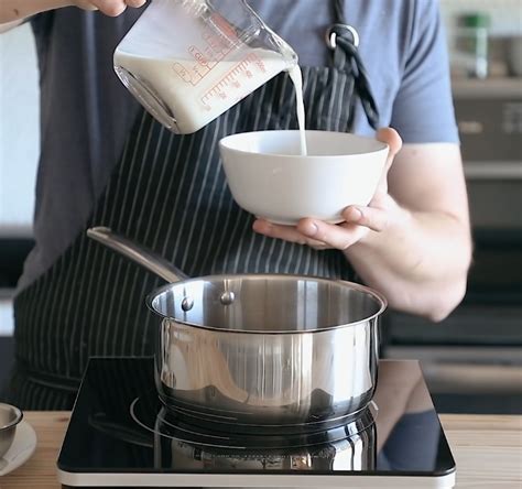 Man Earns Over 9 Million Views By Sharing 4 Simple Ways To Make Hot Cocoa