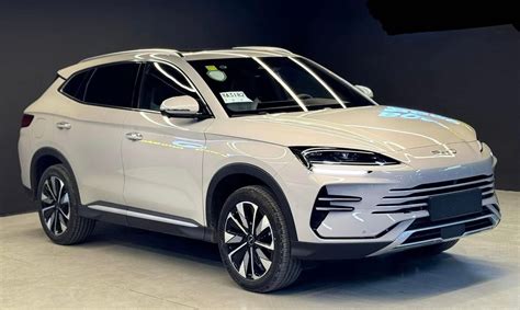 Byd ЗАХ ЗЭЭЛИЙН ҮНЭЭС 5 10 САЯЫН ХЯМДААР БОРЛУУЛЖ БАЙНА 2025 ОНЫ ШИНЭЧЛЭГДСЭН ЗАГВАРЫН