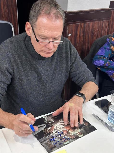 Mark Lester Oliver In Olver 1968 Hand Signed 10 X 8 Photo
