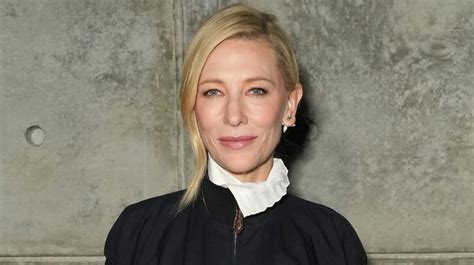 Cate Blanchett Sparks Concern As She Freezes For 15 Seconds During
