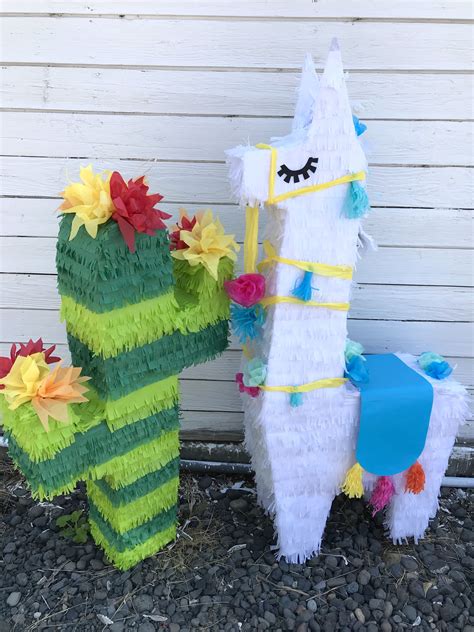 How To Make A Llama Pinata Llama Pinata Diy Llama Piñata Pretty Pinata
