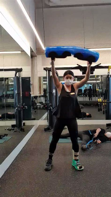 꽂힘 등짝을보자 Fitnnes U