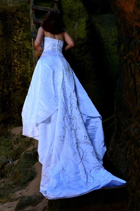 Trash The Dress In The Cave Of The Indian In Arecibo Puerto Rico