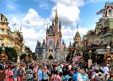 Floridas Best Theme Parks For Year Round Fun Lonely Planet
