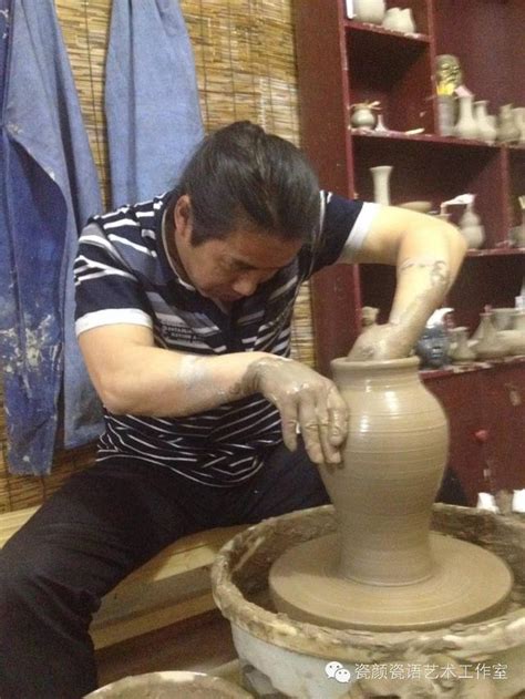 紫陶奇才——湖南省工藝美術大師伍柳奇來我工作室參觀指導 每日頭條