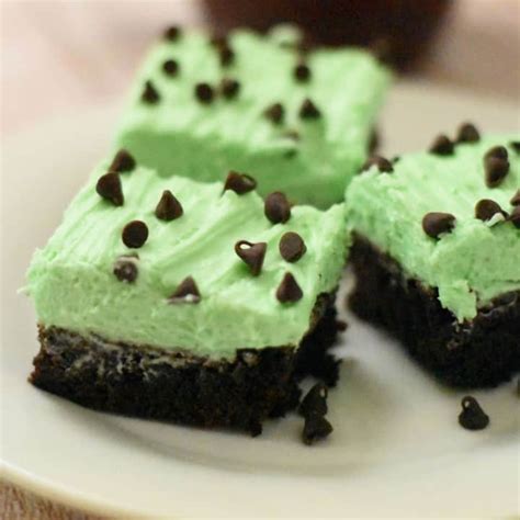 Delicious Grasshopper Bars Because Mom Says
