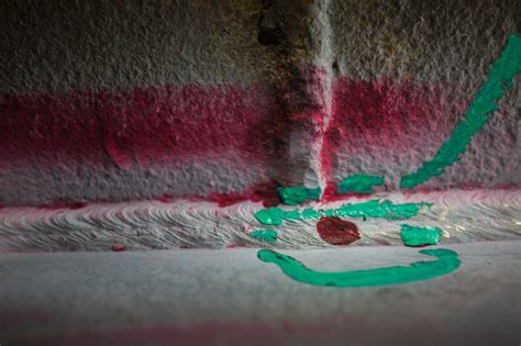 Premium Photo Defect Colour Red Round Indication And Crack At Butt Weld