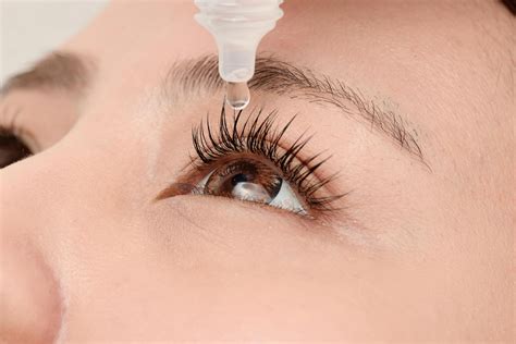 Safe Eye Drops How To Find Them And Apply Them After Eye Drop Recalls