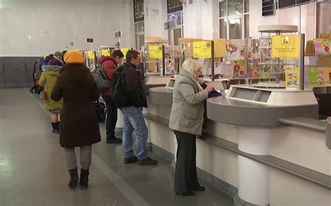 Головне за 5 грудня пенсії на Укрпошті не буде акторка Венздей втекла від війни в Україні