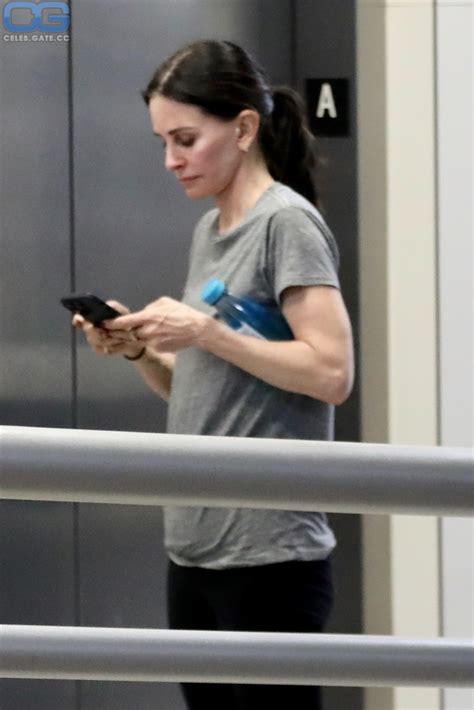 Courteney Cox Nude Pictures Onlyfans Leaks Playbabe Photos Sex Scene Uncensored