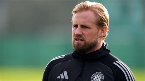 Kasper Schmeichel Celtic Goalkeeper Signs New Deal Until 2026 Bbc Sport