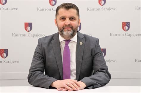 Uk Predstavio članove Nove Vlade Ks