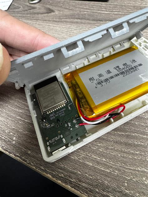 台灣esp32愛玩 Esp32 加 三軸加速度電子羅盤陀螺儀氣壓計電池電量回傳 等 感測器