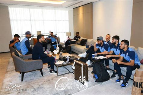 فیگور جالب ستاره خارجی استقلال در بازی بیلیارد عکس خبرورزشی