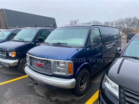 2000 Gmc Savana Govdeals