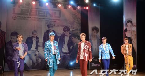 [포토] 전설 새로운 모습으로 돌아왔어요~