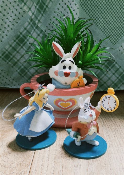 디즈니 이상한 나라의 앨리스 콜리 Colley