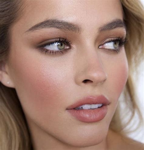 Pin By Alison Maloney On Beaut Makeup For Green Eyes Eye Makeup