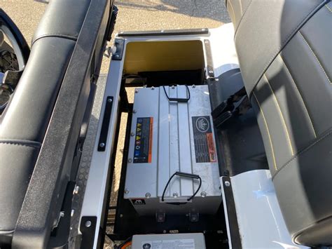 Evolution Classic 4 Plus Hartville Golf Carts