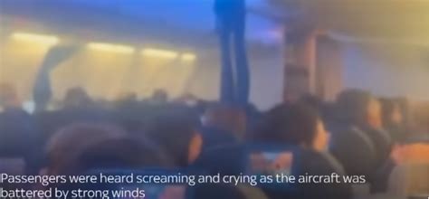 Видеo Авионот летал низ силно невреме во Шпанија патниците врескале и плачеле Ohridsky