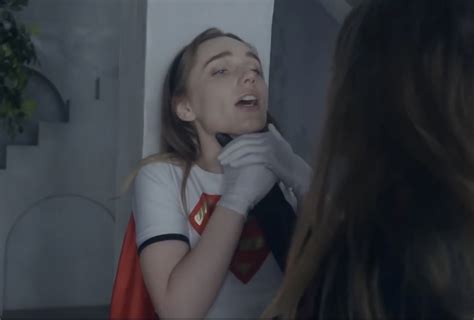 Supergirl strangled by nogobro115 on DeviantArt