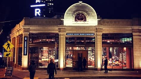 Starbucks Permanently Closes Seattle Reserve Roastery