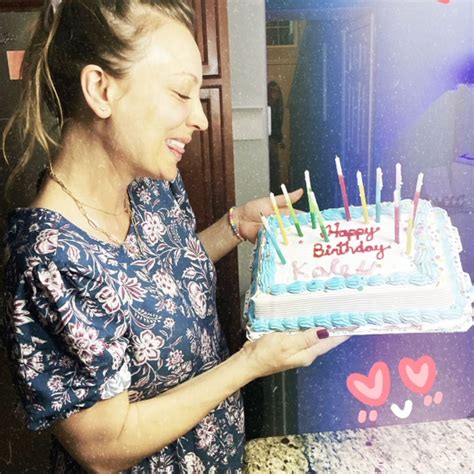 See Pregnant Kaley Cuoco Kick Off Birthday Week With Sweet Celebration