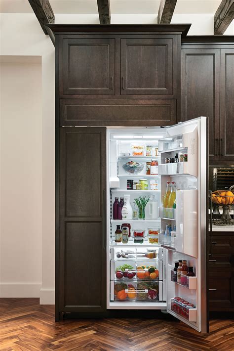 Sub Zero 42 Classic Side By Side Refrigeratorfreezer With Dispenser