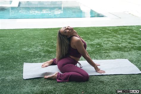 Brianna Moon She Loves Black Babesource Com