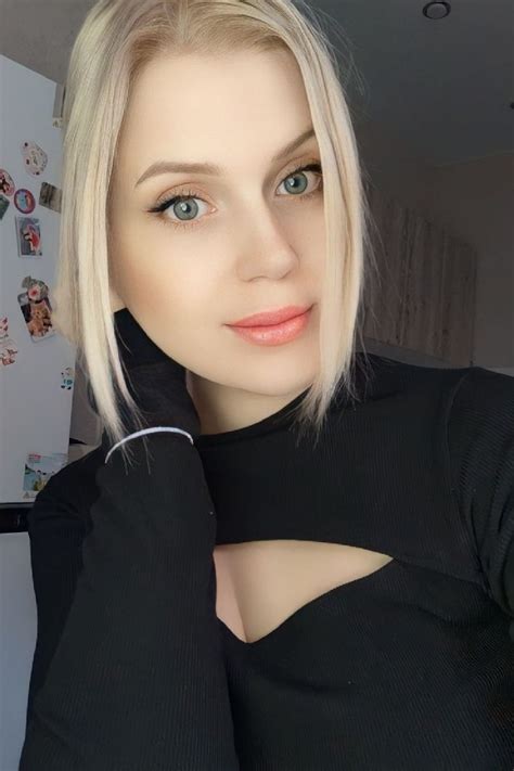 Rising Periscope Younow And Etc Live Streams On Liveomg Com