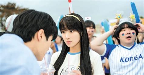 폴더폰·mp3 ‘그때 그 감성 드라마 2030 시청자 Tv 앞으로 불렀다