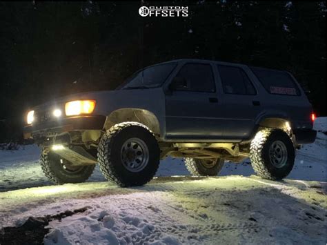 1995 Toyota 4runner With 15x8 22 Mickey Thompson Classic Iii And 3211