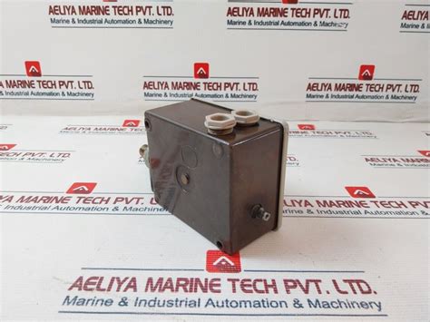 Danfoss Rt 5 Pressure Switch 30 240 Psig Aeliya Marine