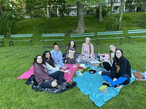 Tau Lambda Xi Sorority