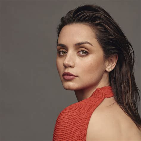 2048x2048 Ana De Armas Vogue Espana Photoshoot Ipad Air Hd 4k