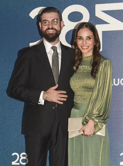 Manu Sánchez Sorprende A Su Mujer Lorena Sánchez Con Una Boda Que Ni