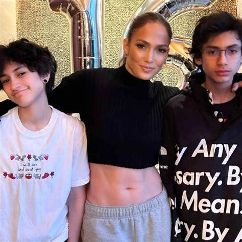 Jennifer Lopez Celebra A Sus Hijos Emme Y Max En Su Cumpleaños 17 ¡hola