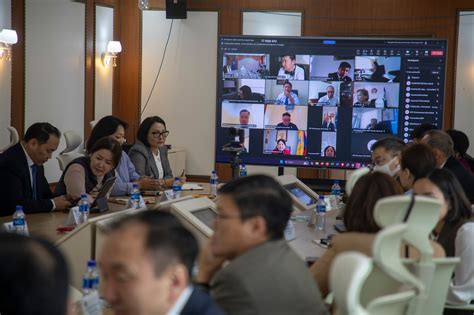 Боловсролын яам Хичээлийн жилийн зорилго зорилтоо багш сурагч эцэг эх рүү чиглүүлэн