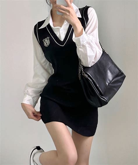 일체형 하이틴 Y2k 로고 자수 브이넥 니트 셔츠 미니 미디 원피스 에이블리