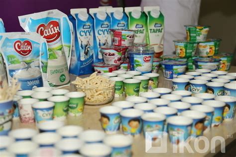 “Үнээний цэвэр шингэн сүүг агаар болон хүний биетэй үл харьцах орчинд бэлтгэн нийлүүлдэг“