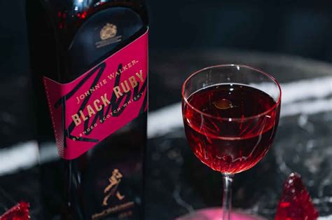 Johnnie Walker Black Ruby El Nuevo Whiskey Con Frutas