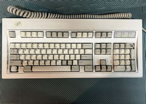 VINTAGE IBM MODEL M PS 2 Mechanical Keyboard F2 1989 1391401 For Parts ONLY 37 93 PicClick UK