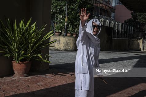 Enggan Selfie Bersama Radhi Oag Tengking Bekas Isteri