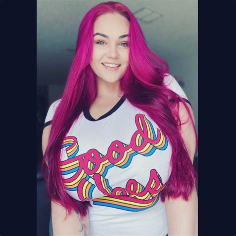 Boobs Curves Bbw Athenablaze Itsathenablaze Haiii 3 Porn Pic