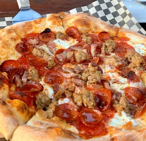 Hey Neighbor Pizza House Eugene Menu Prices And Restaurant Reviews
