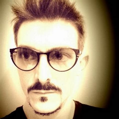 Federico Vozzi Youtube