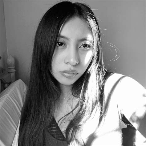 Jessenia Reyes Youtube