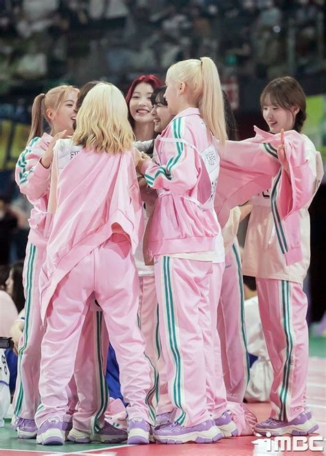 Kep1er Isac 2022 Kpop Girls Girl Women