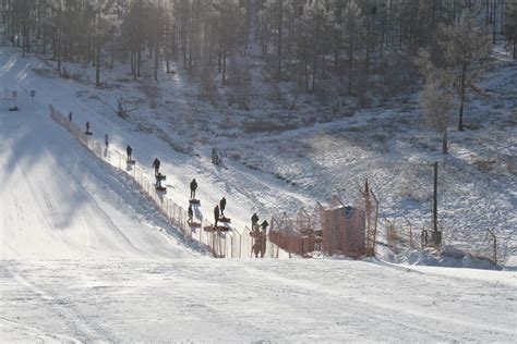 “Дархан хотод цанын бааз байгуулах” талаар туршлага судлав